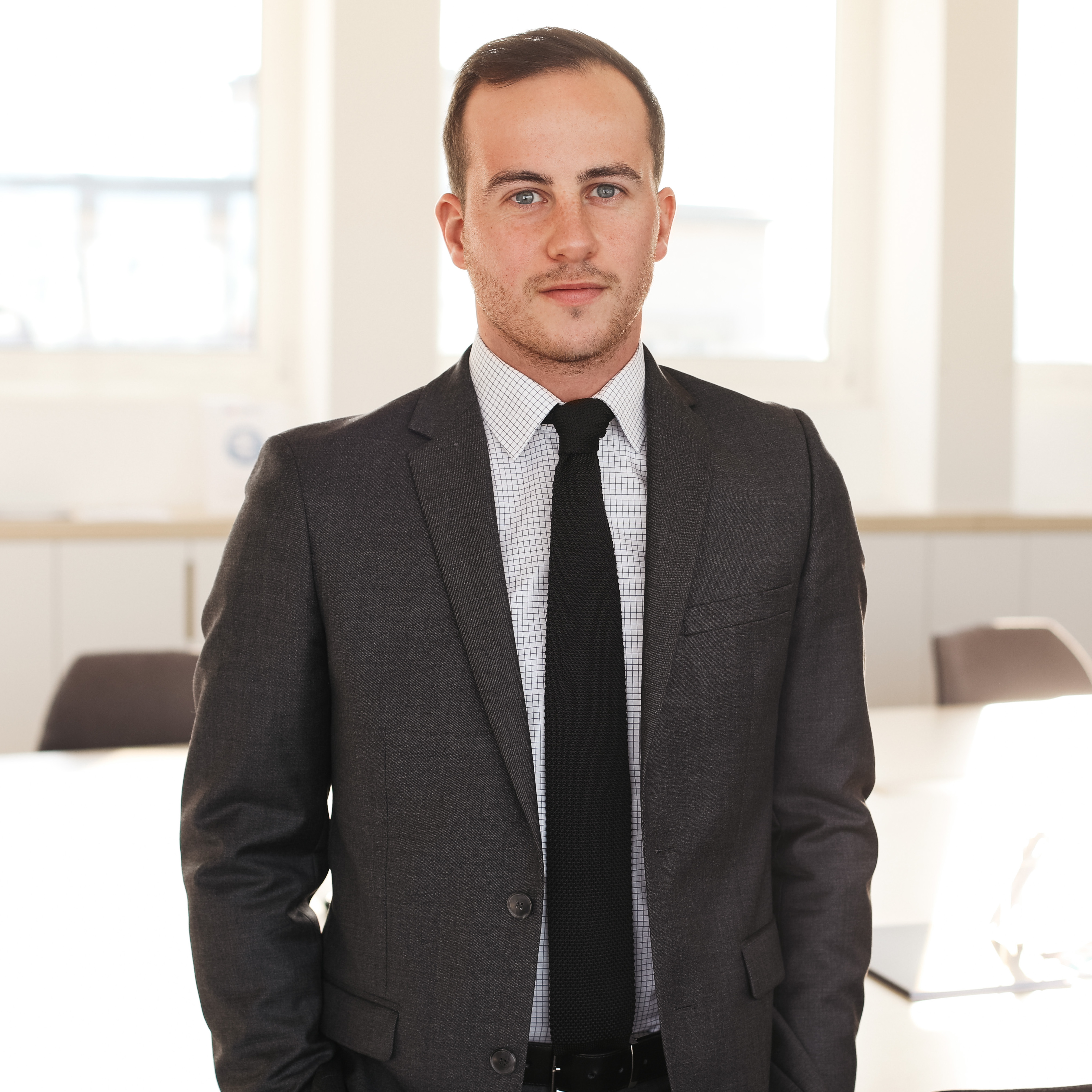 Gérant et salarié en SARL : le cumul est-il possible